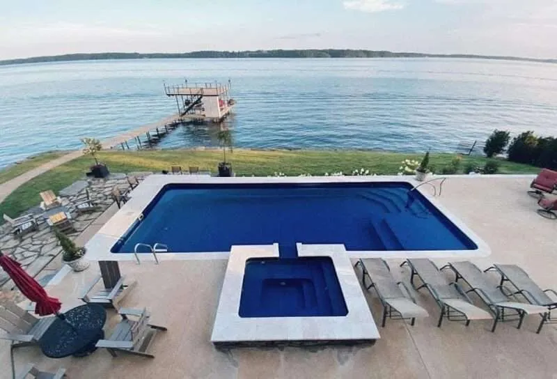 Custom Fiberglass Pools | Cool Breeze Pools